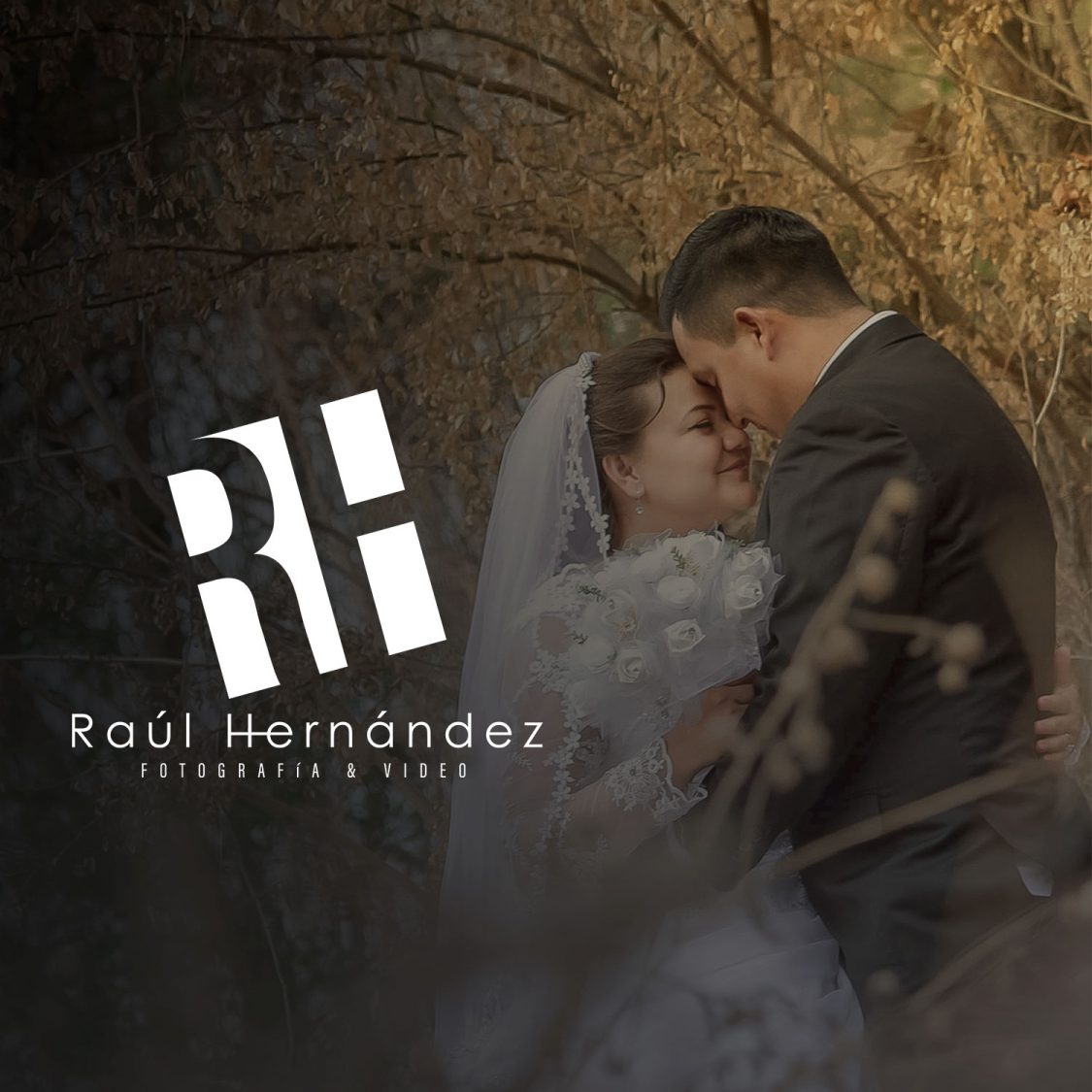 Raúl Hernández – White Bodas